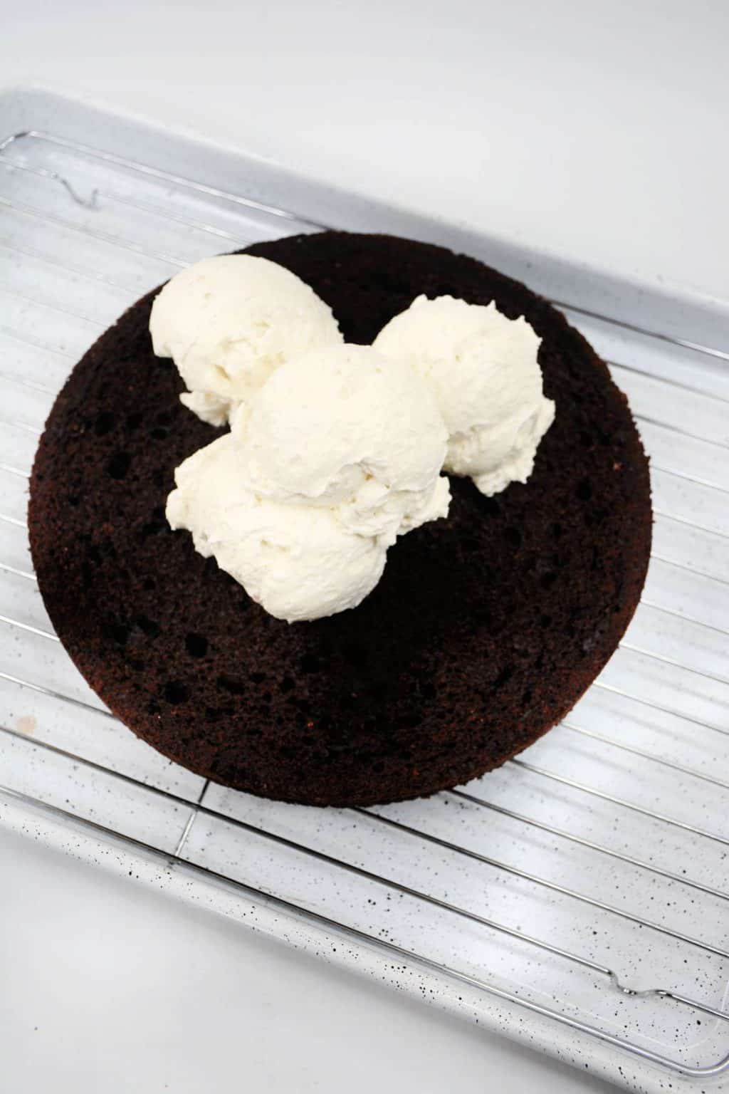 Ding Dong Cake - CheekyKitchen