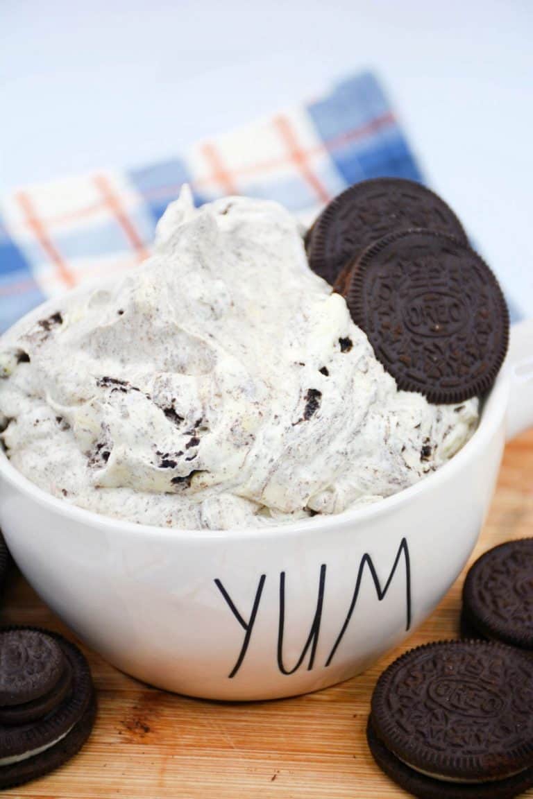 Oreo Fluff - CheekyKitchen