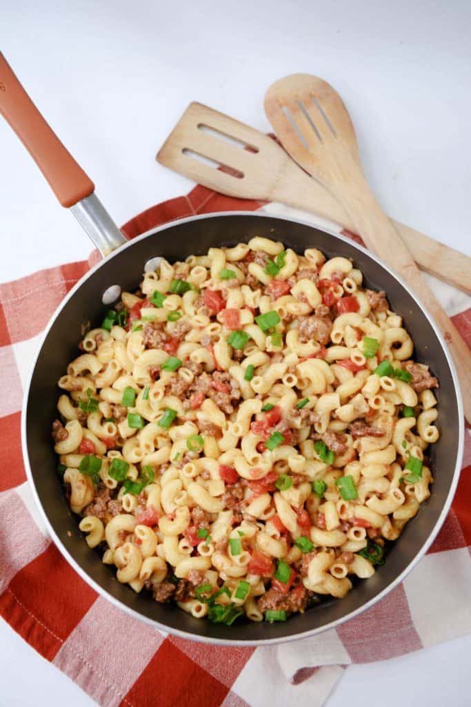 One Pot Cheeseburger Pasta - CheekyKitchen