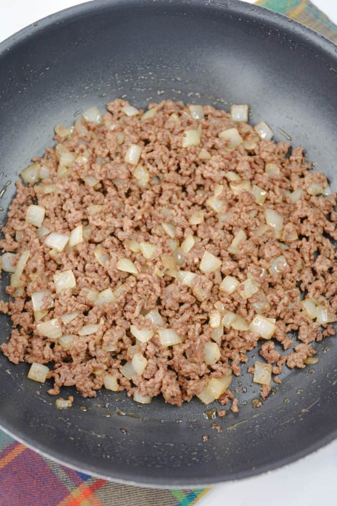 Homemade Chili Mac Bake - CheekyKitchen