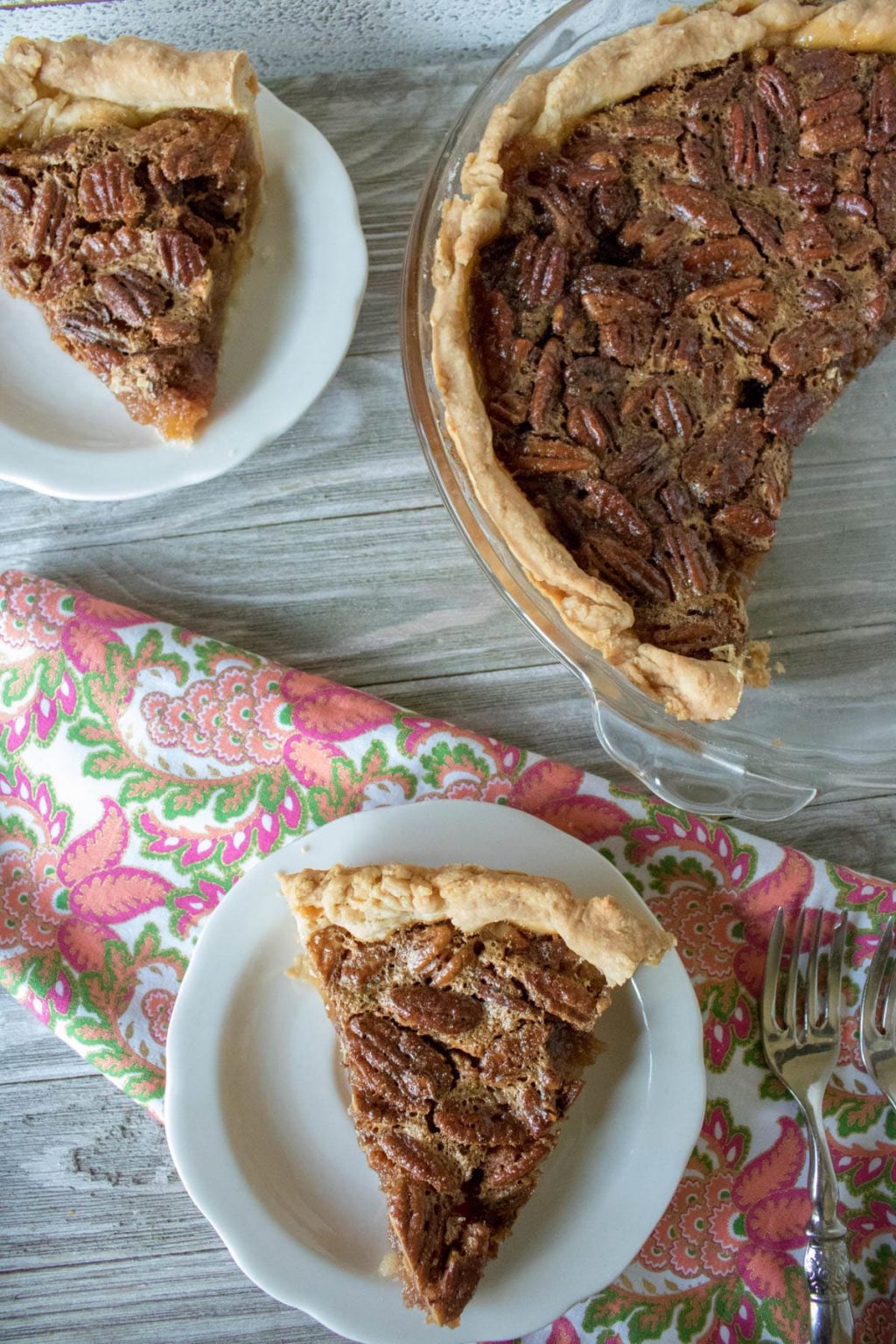 Pecan Pie - CheekyKitchen