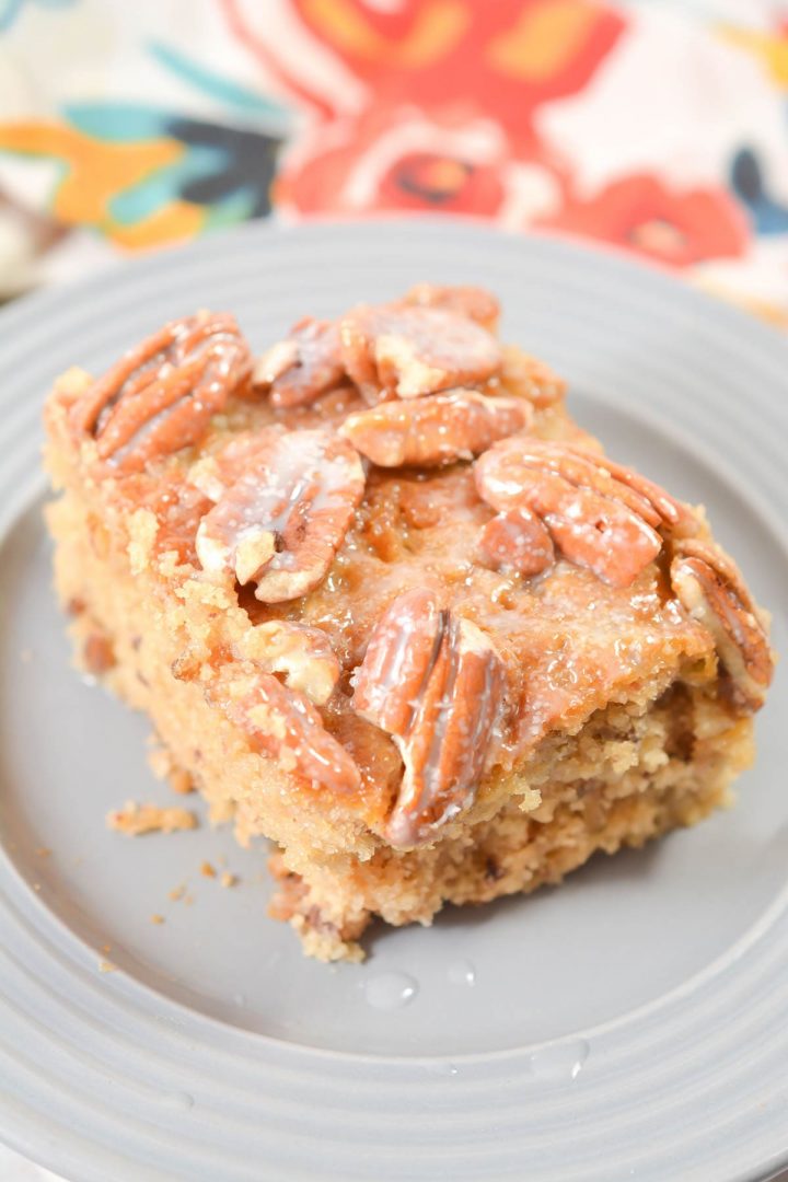 Pecan Praline Cake - CheekyKitchen