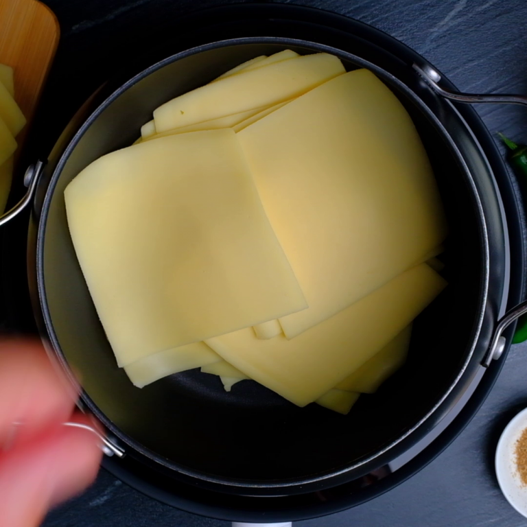 Mexican Restaurant Cheese - CheekyKitchen