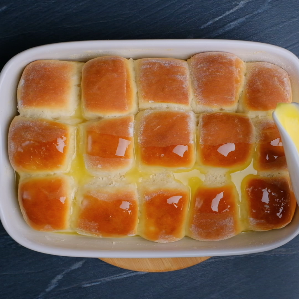 Soft Buttery Yeast Rolls - CheekyKitchen