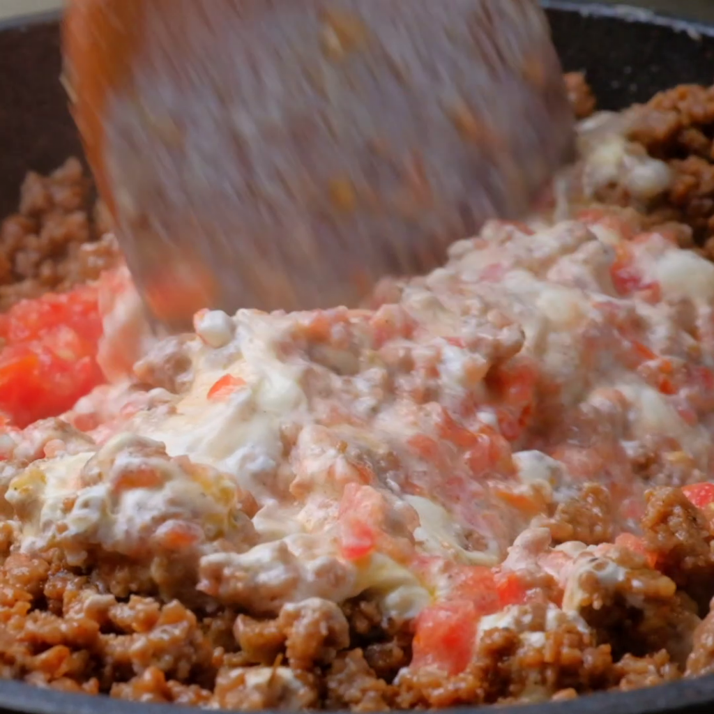 Taco Stuffed Shells - CheekyKitchen