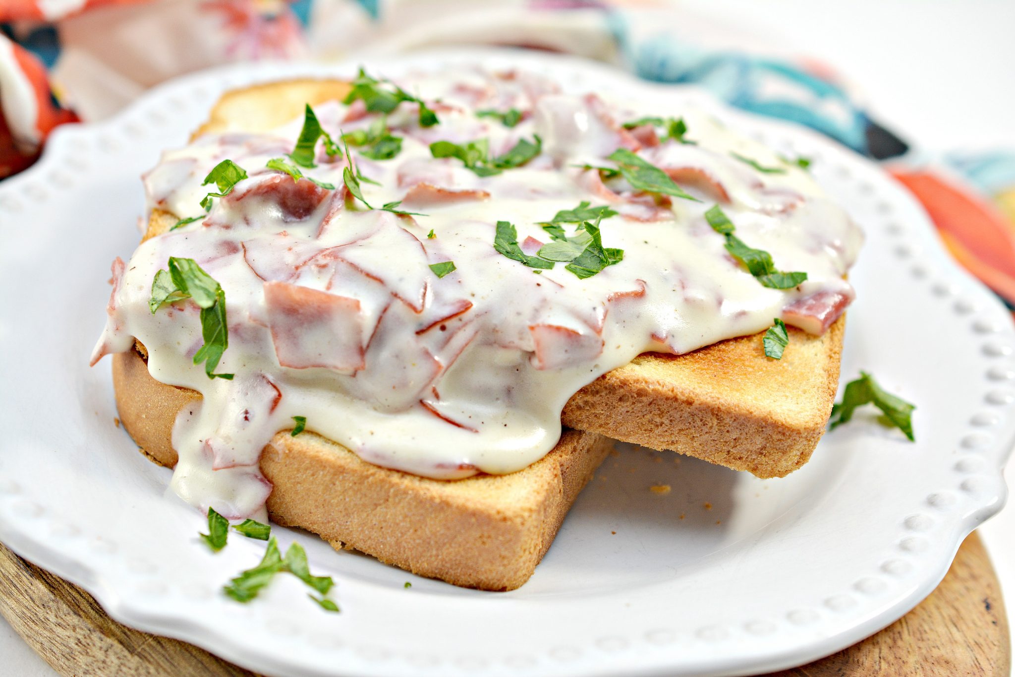 Creamed Chipped Beef on Toast - CheekyKitchen