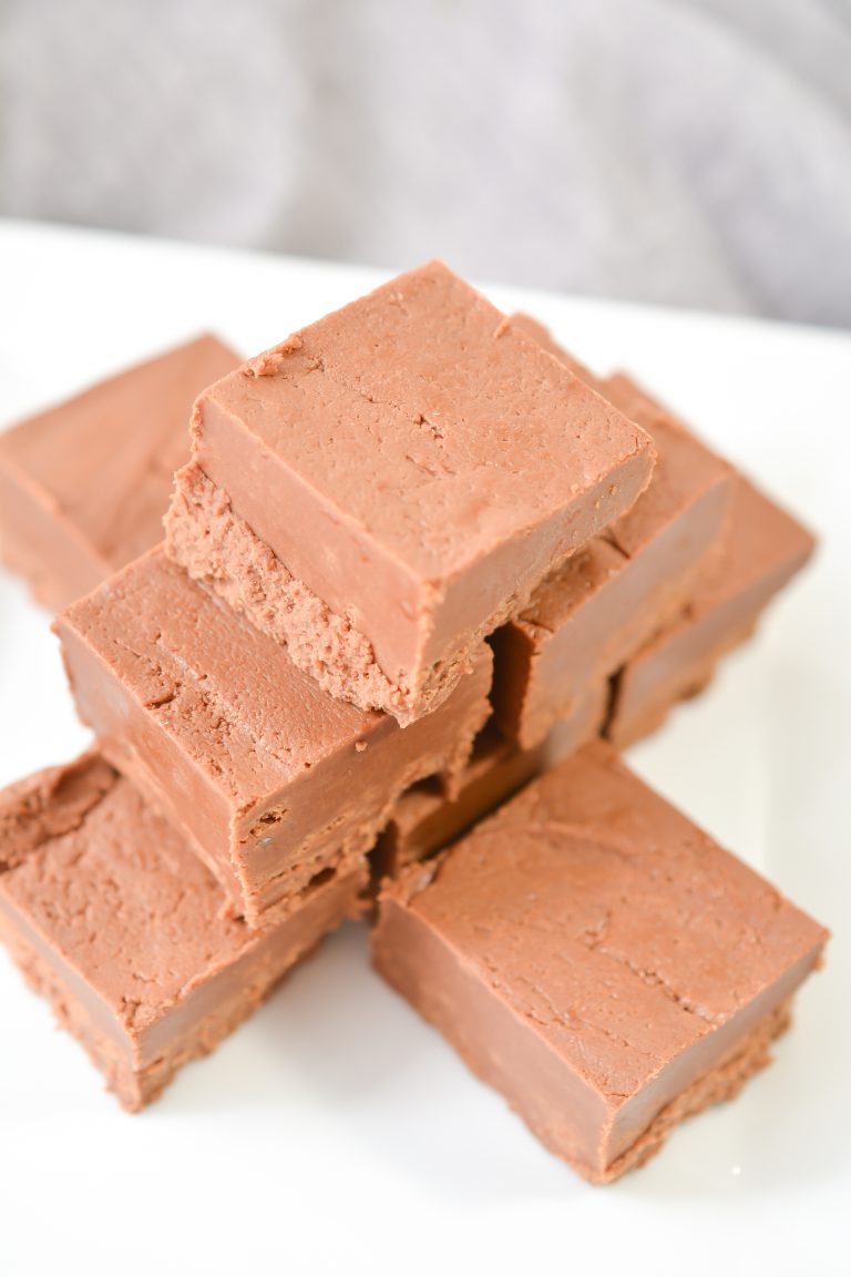 Mom's Fudge - CheekyKitchen