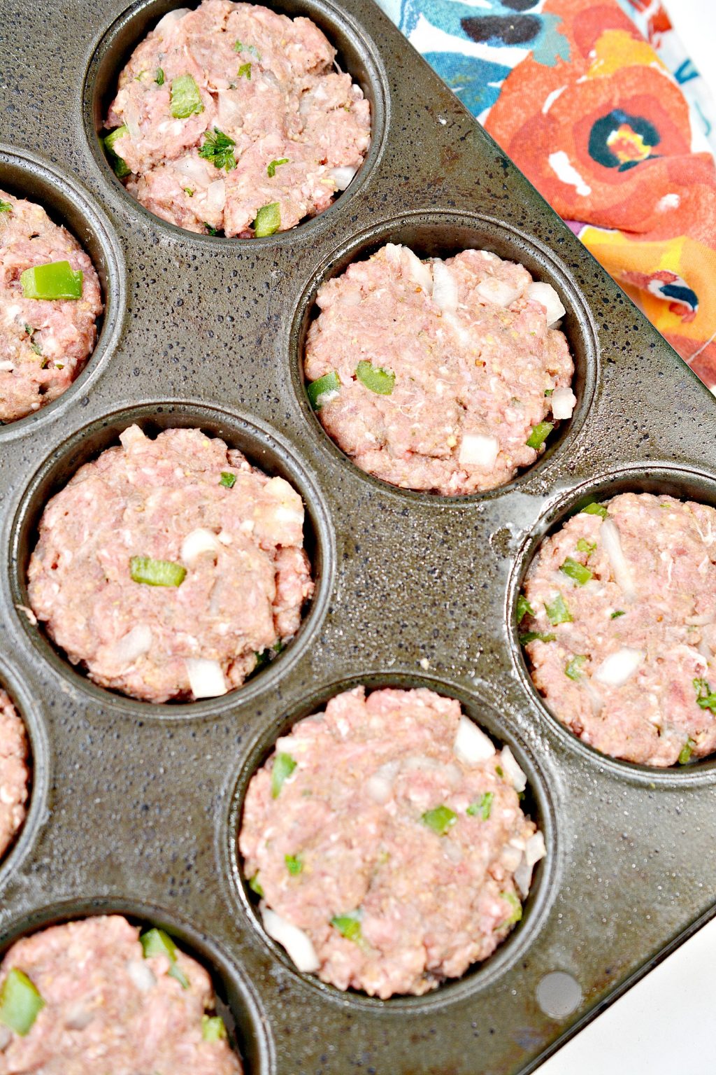 Mini Meatloaf Muffins - CheekyKitchen