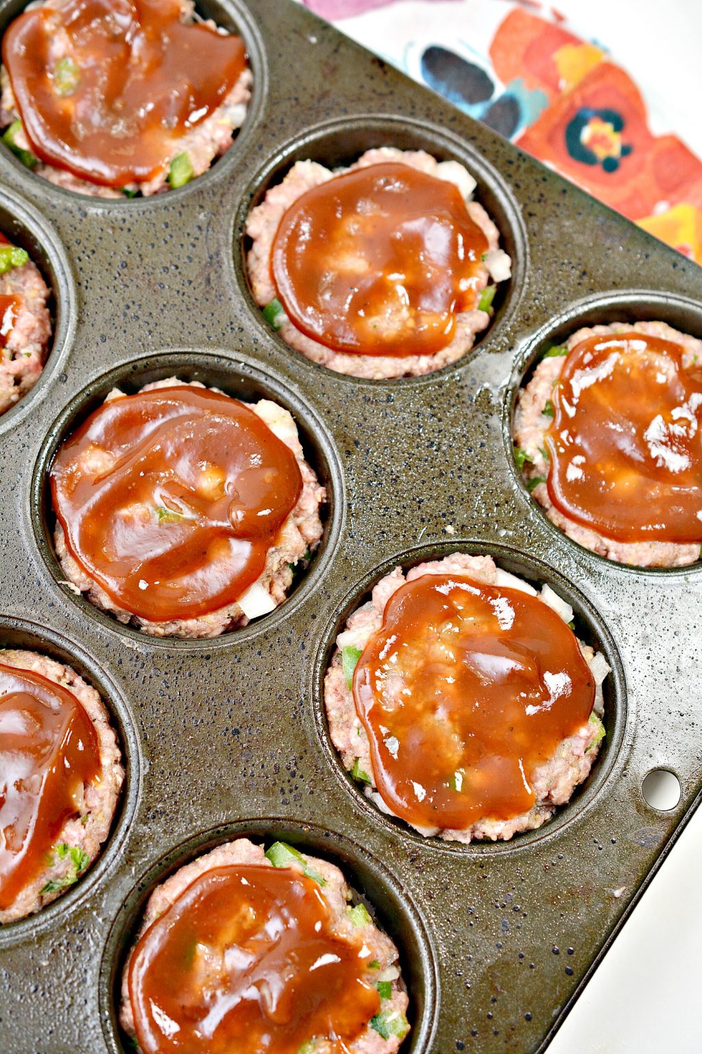 Mini Meatloaf Muffins - CheekyKitchen