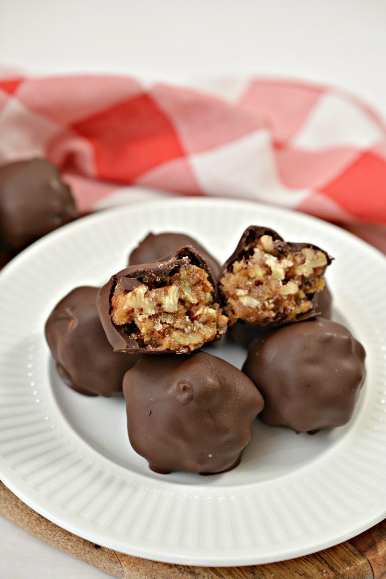 Pecan Pie Balls - CheekyKitchen