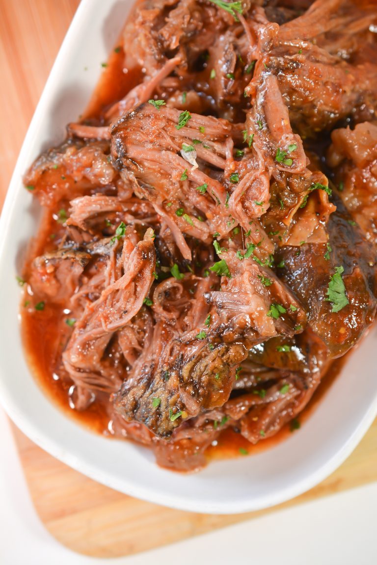 Slow Cooker Barbeque Beef Ribs - CheekyKitchen