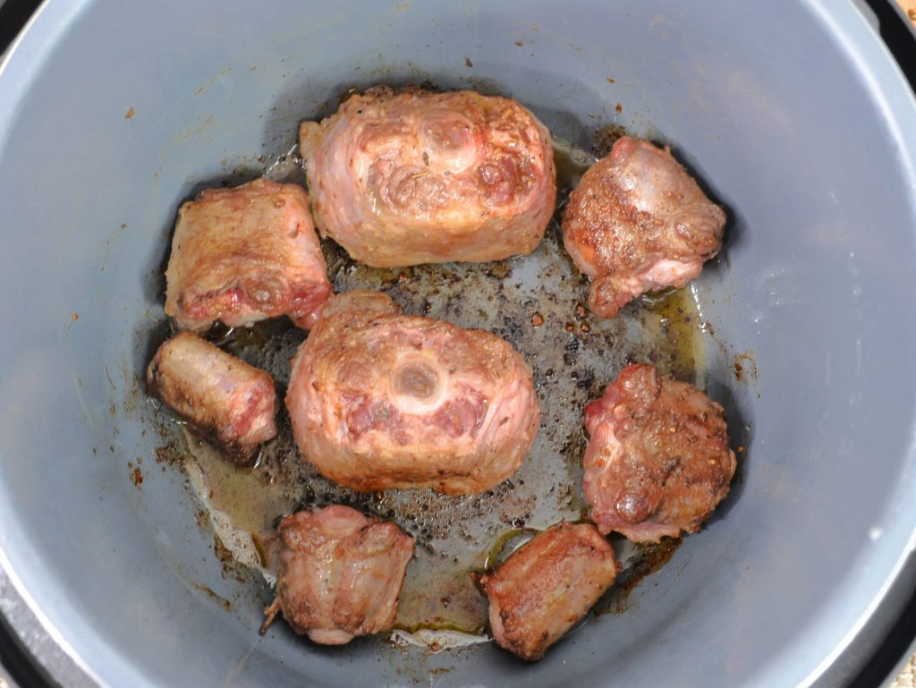 Oxtail Shrimp Pasta - CheekyKitchen