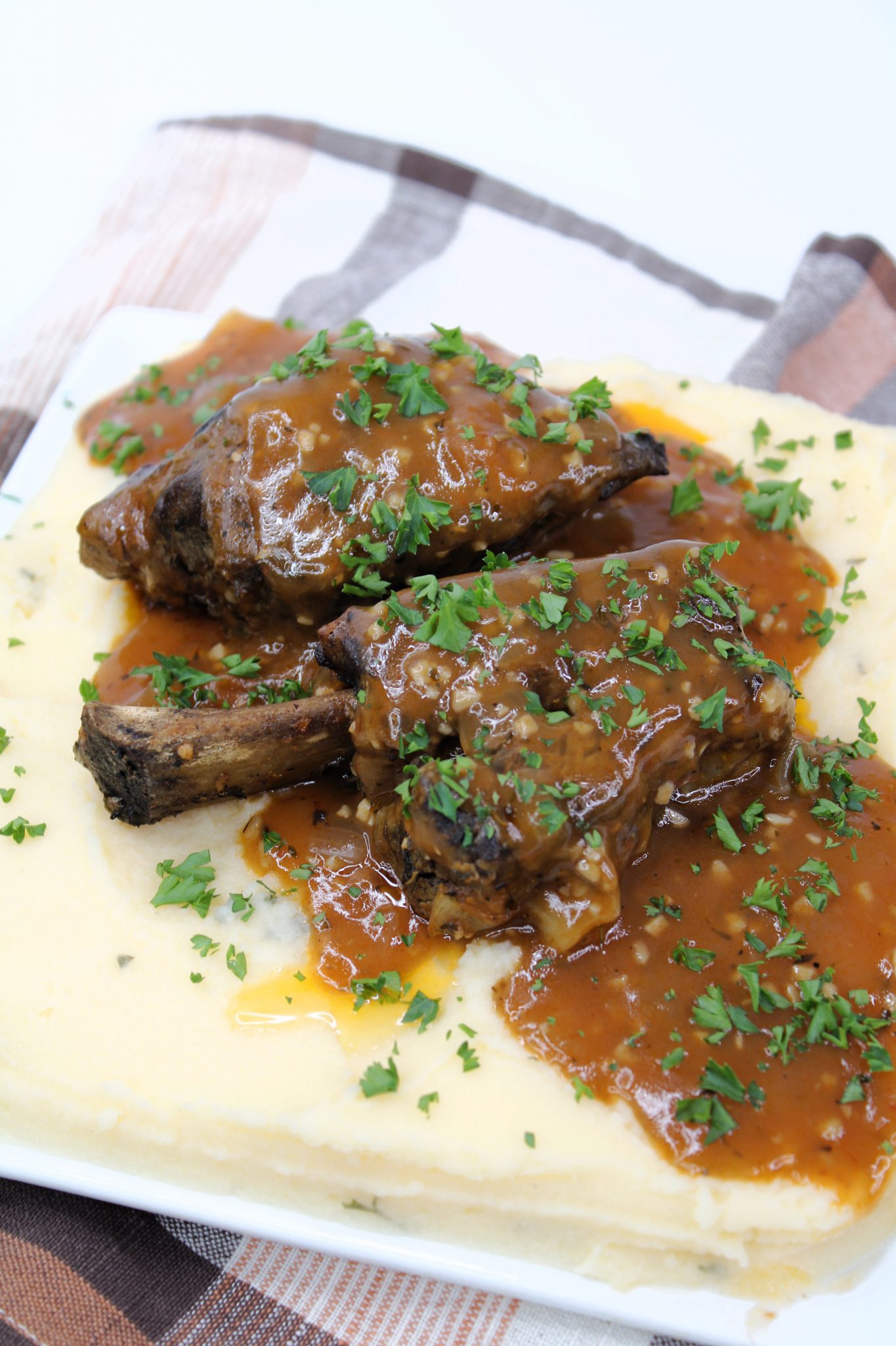 Crockpot Beef Short Ribs with Rich Gravy - CheekyKitchen