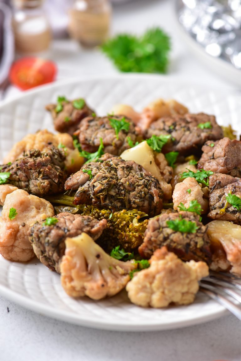 Garlic Steak Foil Packets - CheekyKitchen