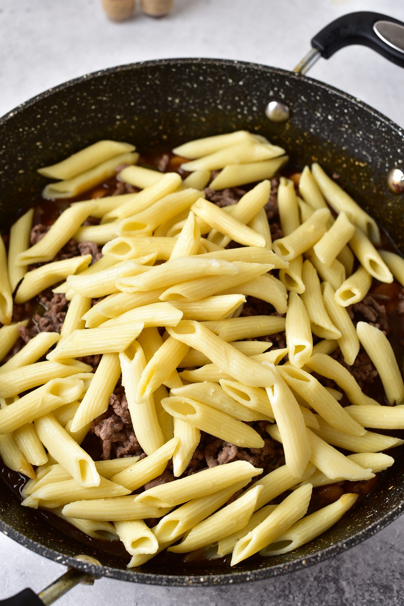 Philly Cheesesteak Pasta - CheekyKitchen