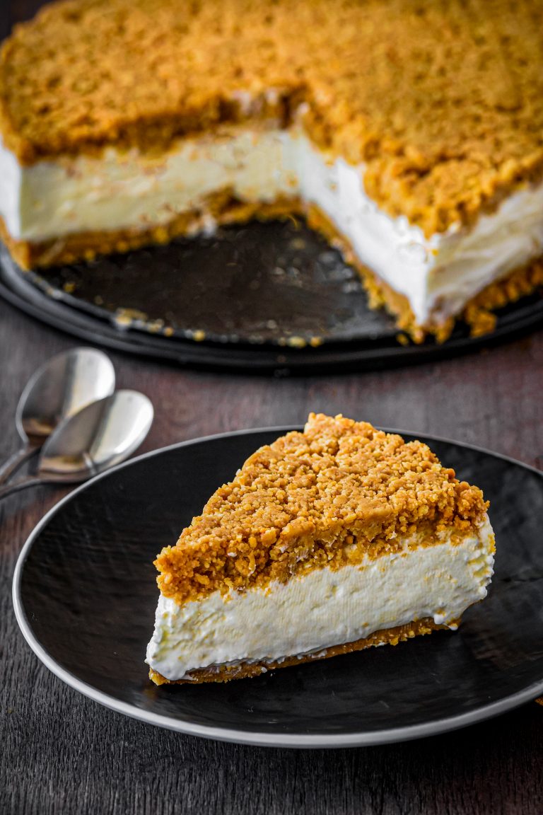Double Crusted Cheesecake - CheekyKitchen