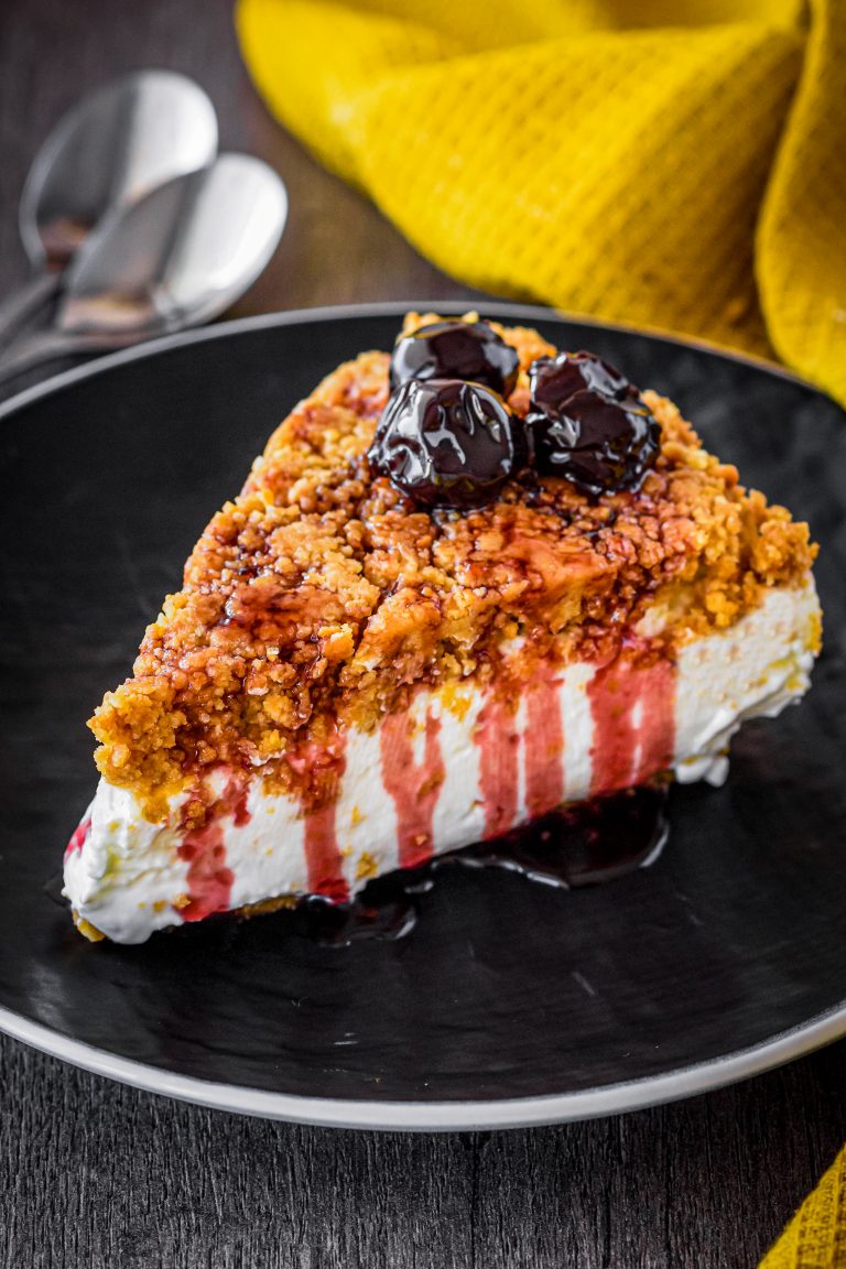 Double Crusted Cheesecake - CheekyKitchen