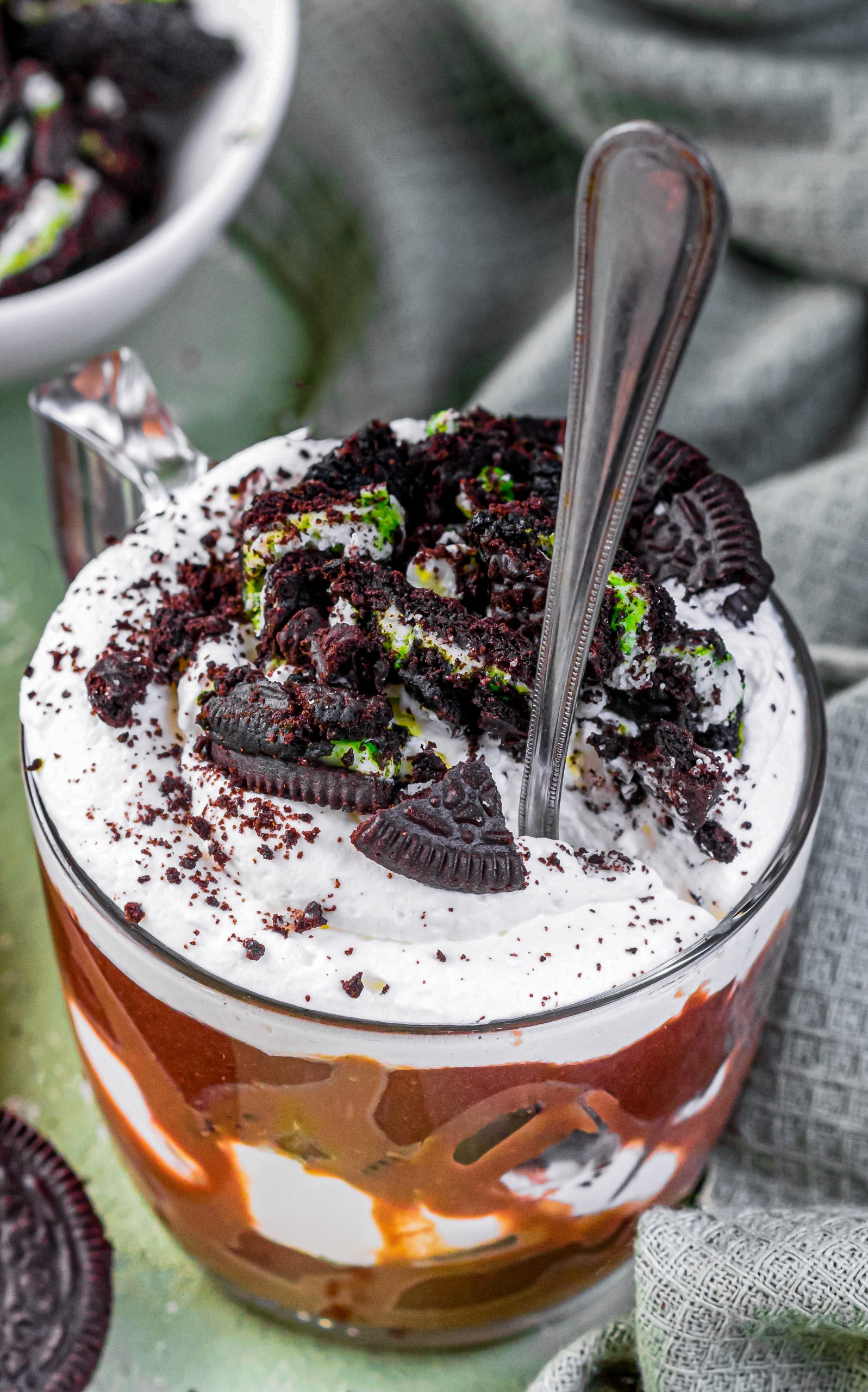 Baileys Chocolate Mint Pudding Parfaites - CheekyKitchen