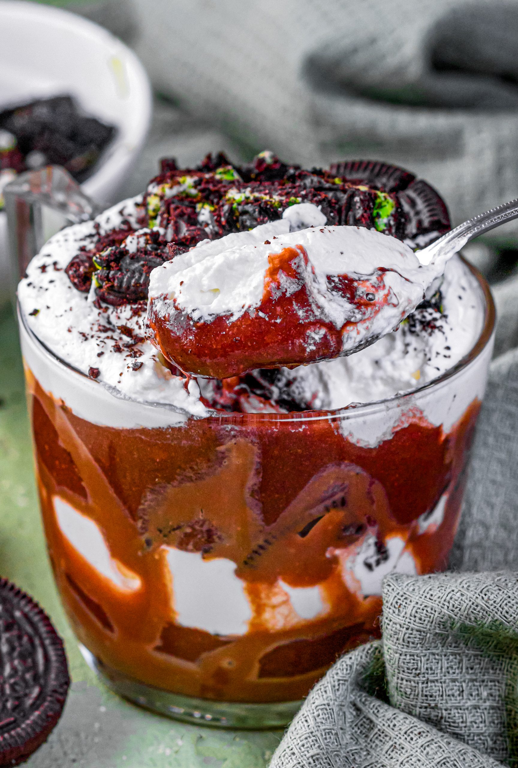 Baileys Chocolate Mint Pudding Parfaites - CheekyKitchen