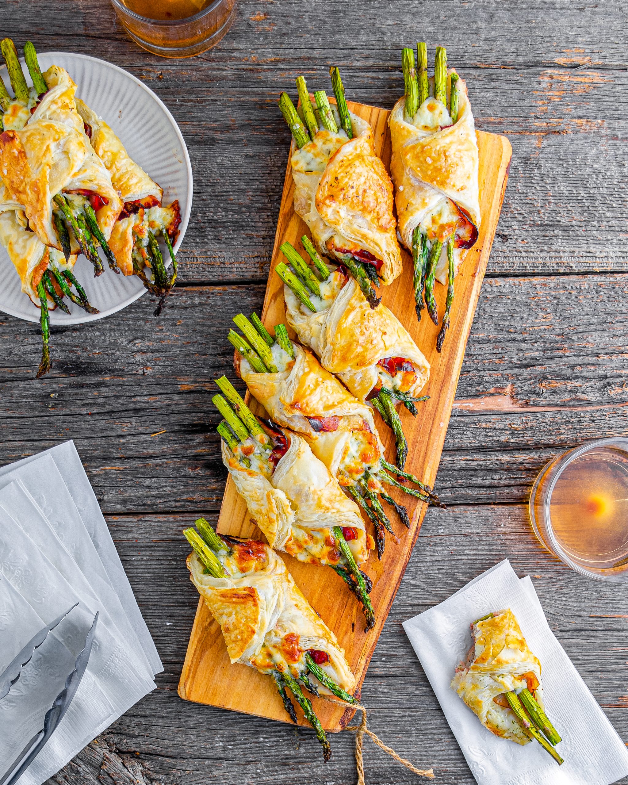 Cheesy Asparagus Puff Pastry Bundles - CheekyKitchen