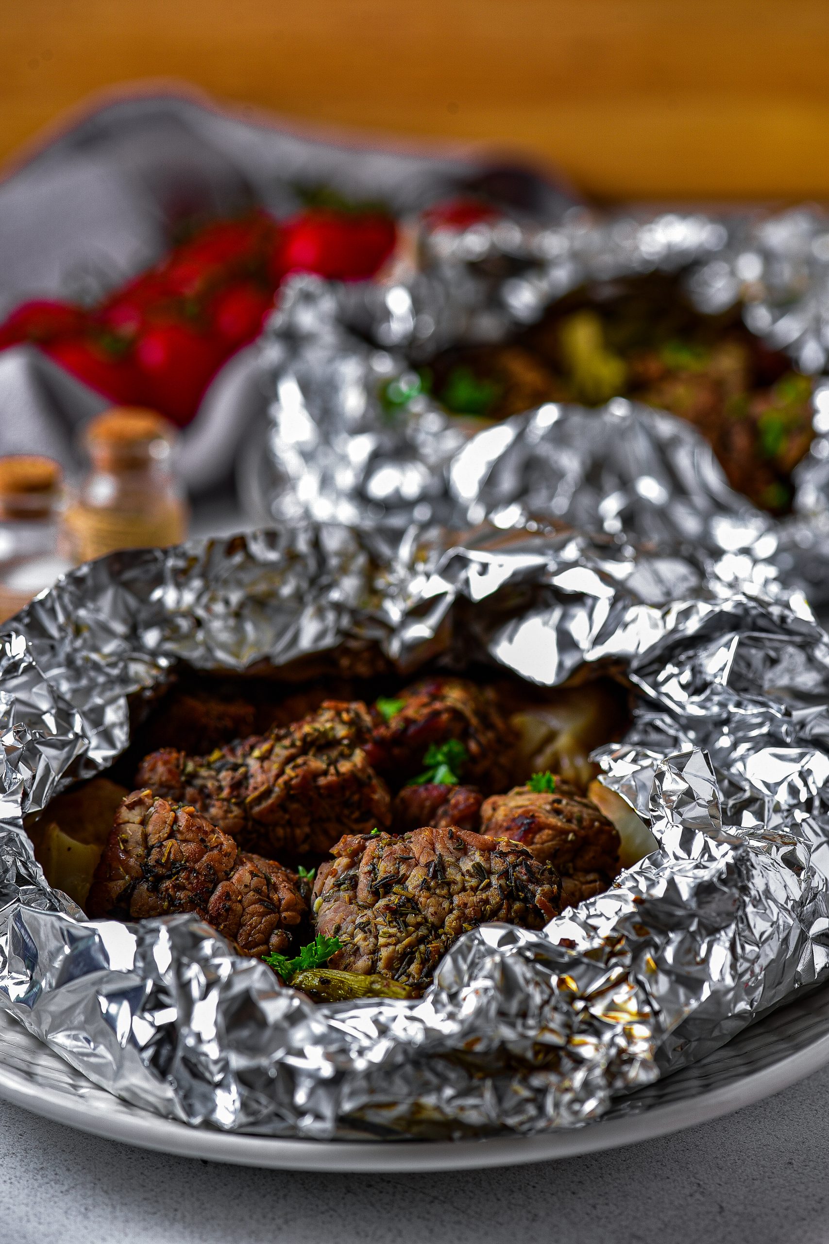 Garlic Steak Foil Packets - CheekyKitchen