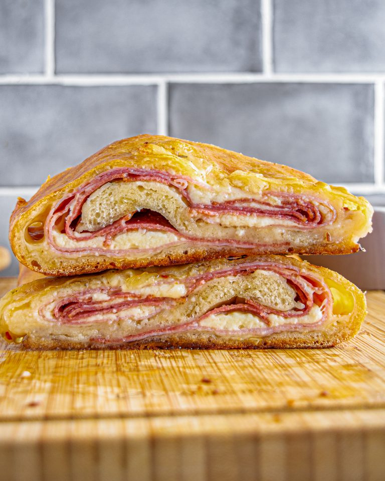 Italian Stromboli - CheekyKitchen