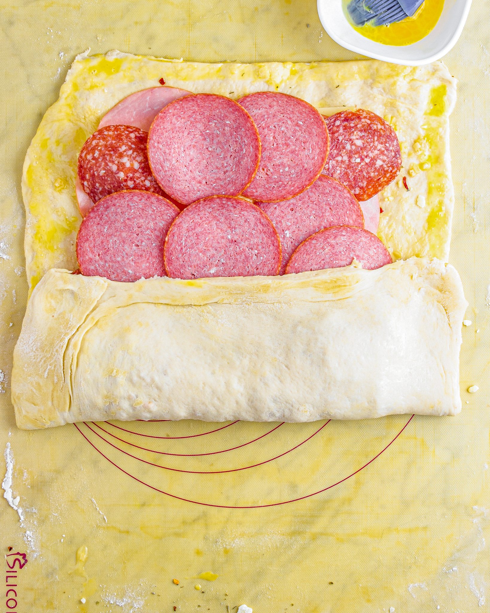 Italian Stromboli - CheekyKitchen