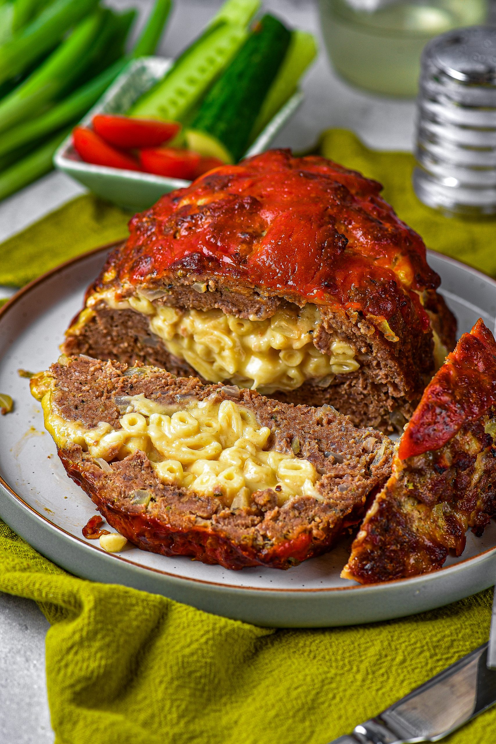 Macaroni Cheese Stuffed Meatloaf - CheekyKitchen
