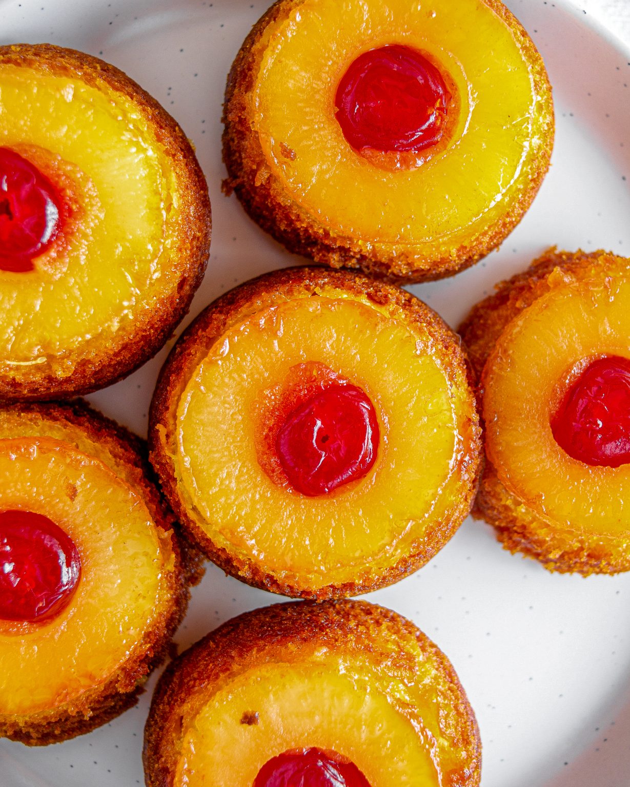 Mini pineapple upside-down cakes - CheekyKitchen
