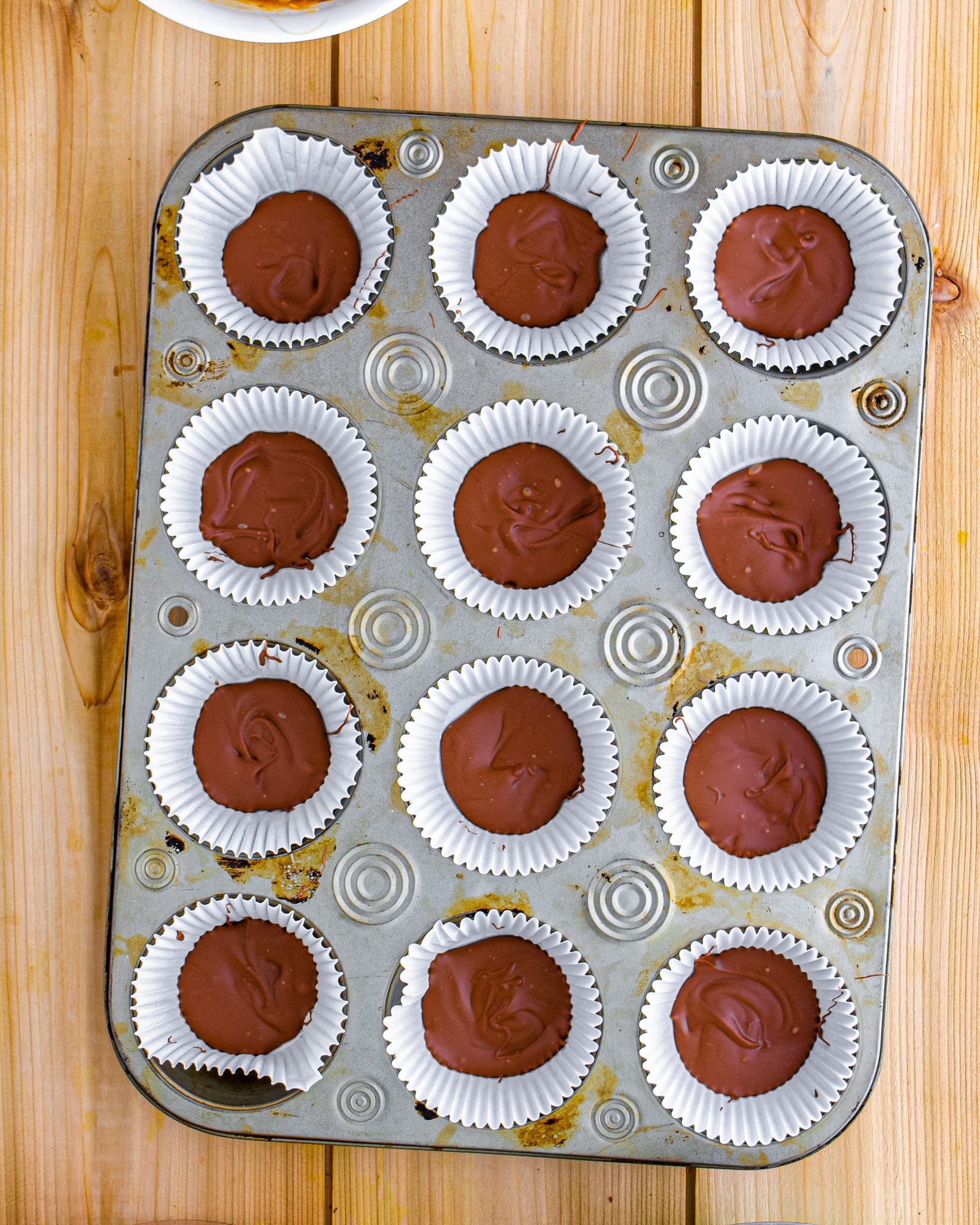 Snickers Snack Cups - CheekyKitchen